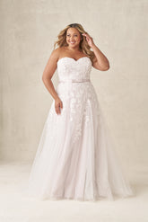 Lace Wedding Dresses | Lace Bridalwear | Allure Bridals
